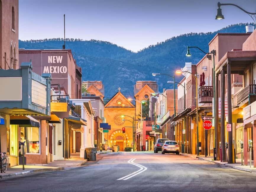 Albuquerque: Private Tour with Driver & Guide - Practical Details: What to Expect