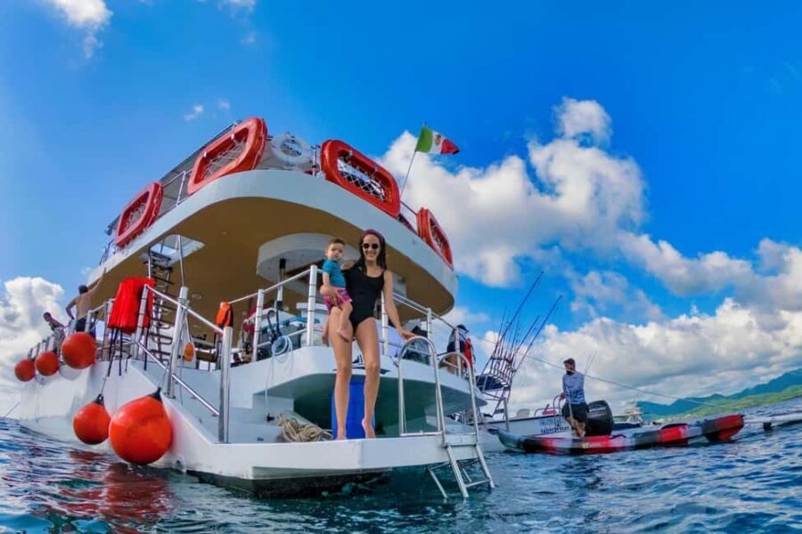 All Inclusive Private Yacht Charter Chica Fun 5 Waterslides - The Yacht: Chica Fun 5