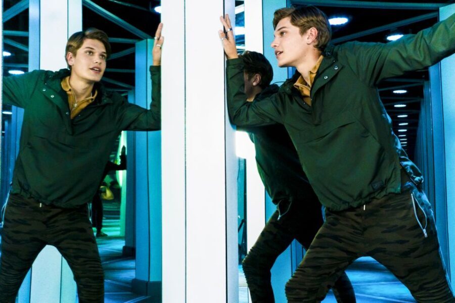 American Dream: Mirror Maze Admission Ticket - The Experience: What You Can Expect