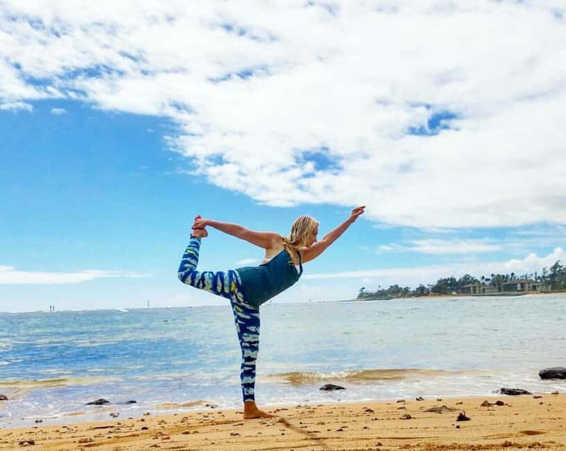 At the Kauai Shores Hotel: Kauai Yoga on the Beach Class - What’s Included and What to Bring