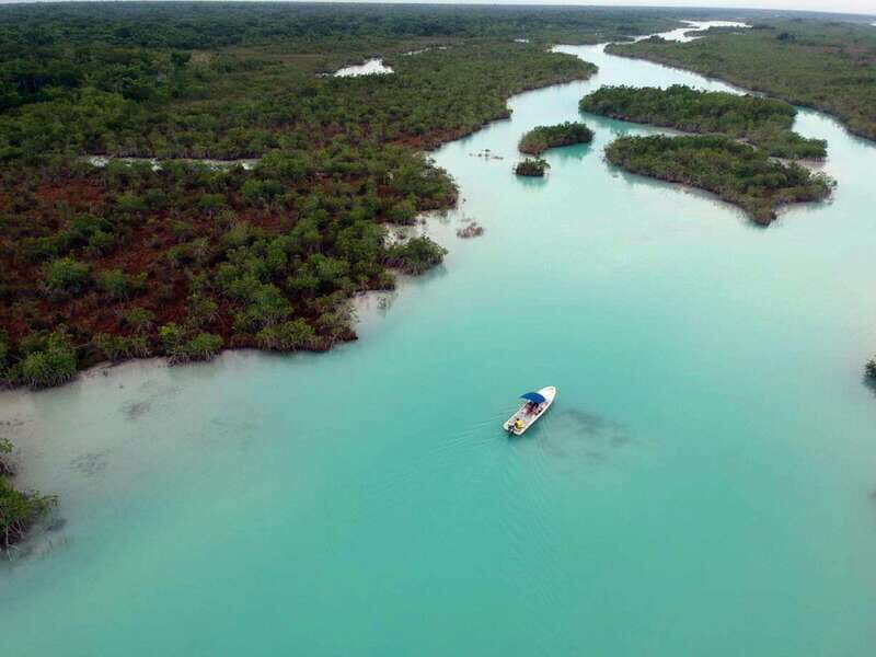Bacalar: Explore the Pirate Route and Laguna Islet. - Sailing Along the Pirate Route