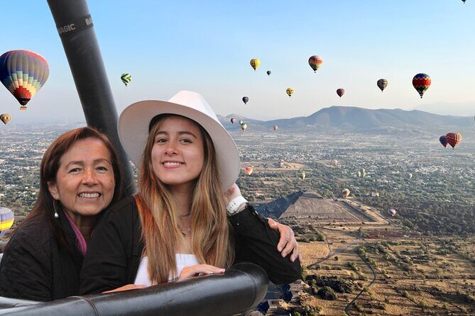 Balloon flight with breakfast in Cave and Pyramids from CDMX - The Unique Cave & Regional Breakfast