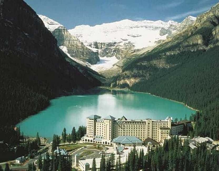 Banff : Lake Louise, Moraine, Emerald & Johnston Canyon tour - What’s Included and What’s Not