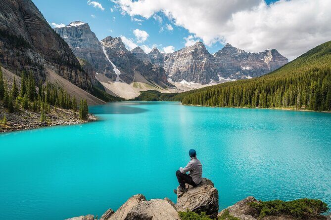 Banff National Park Tour Lake Louise and Moraine Lake by coach - What to Expect on the Tour