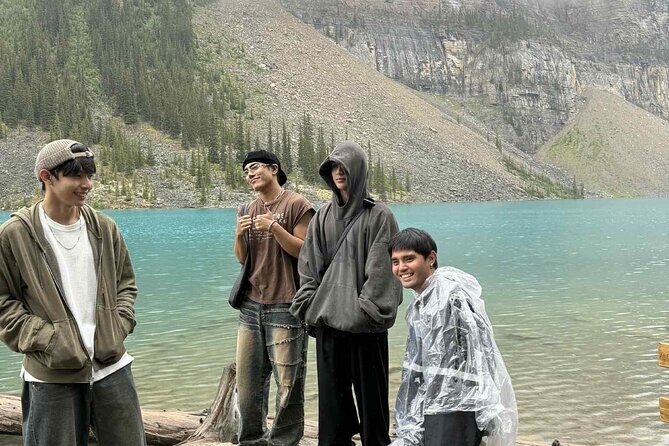 Banff: Shared Sightseeing Tour to Moraine Lake and Lake Louise - The Transport and Logistics