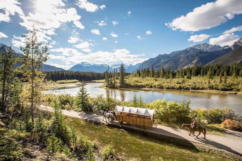 Banff: Wagon Ride with Cowboy Cookout BBQ - What Sets This Experience Apart
