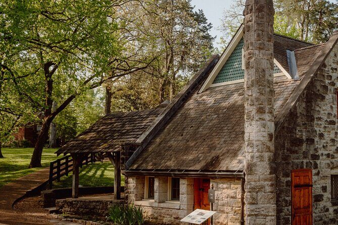 Battle at Belle Meade Civil War Tour & Complimentary Wine Tasting - Who Would Enjoy This Tour?