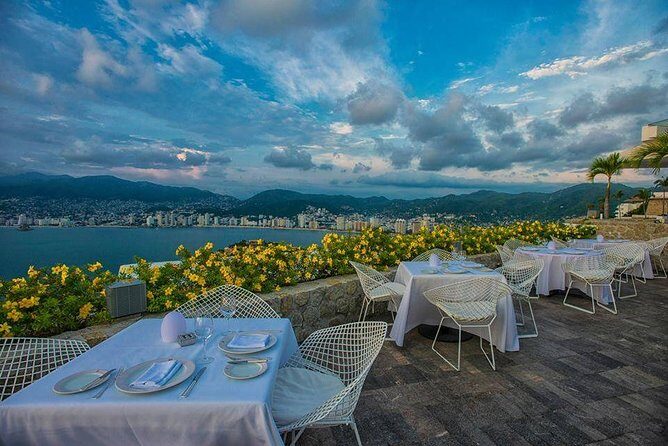 Bella Vista PRIVATE Al Fresco 3 Course Dinner Cliff Diver3Drinks - The Sum Up