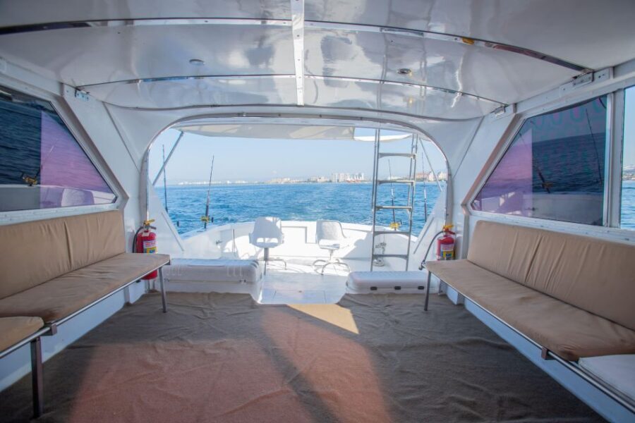 Bertram 38' Convertible Boat in Puerto & Nuevo Vallarta - What the Experience Looks Like