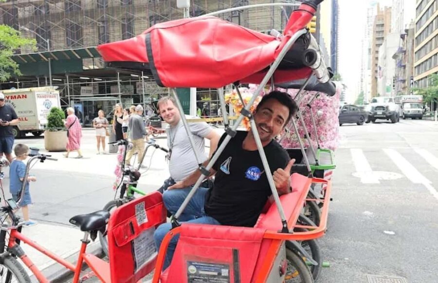 Best of NYC:Top-Rated Central Park Gossip Girl Pedicab Tour - What to Expect from the Experience