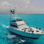 Biggest Luxury Yacht Boat Best in Cancun up to 28 pax - Who Will Love This Yacht Experience?