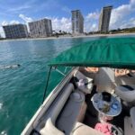 Boca Raton: 23ft Boat Tour with Snorkeling/Tubing/Island - From Intracoastal to the Open Ocean: The Excitement Builds