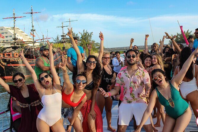 Bonbon Reggaeton Boat Party in Cancun - Who Will Love This Tour?