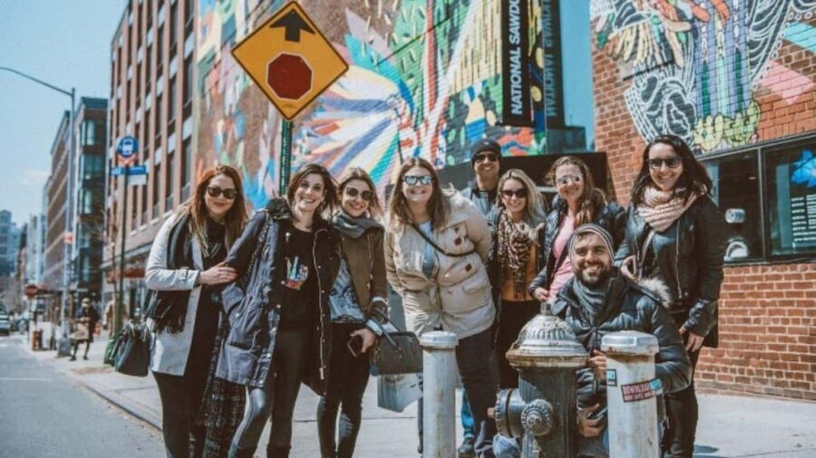 Brooklyn Tour in Portuguese I Brooklyn Bridge, Dumbo & Williamsburg on foot - The Guided Experience: Personal, Informative, and Fun