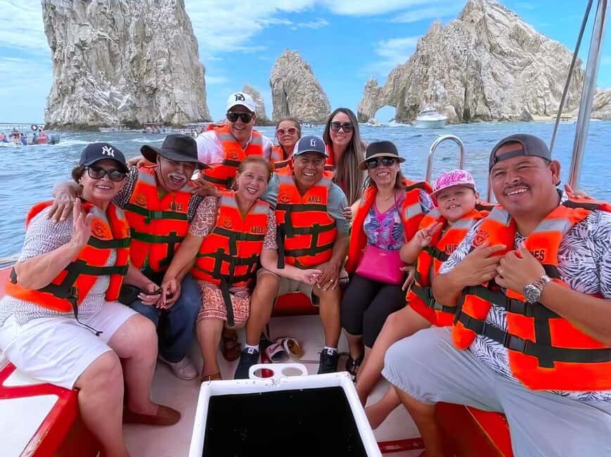 Cabo San Lucas: Arch Tour Glass Bottom Boat - Who Should Consider This Tour?