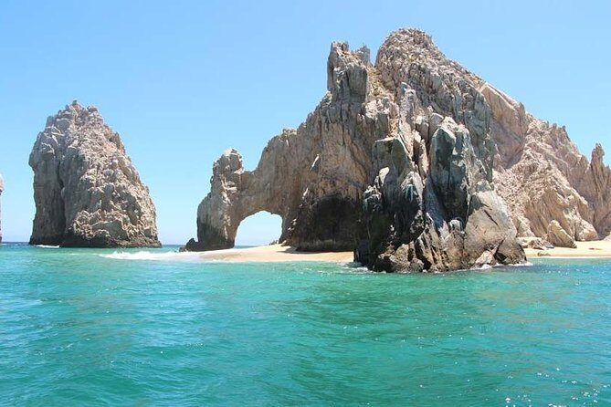 Cabo San Lucas sightseeing and Famous Arch tour - The Experience of the Boat Ride