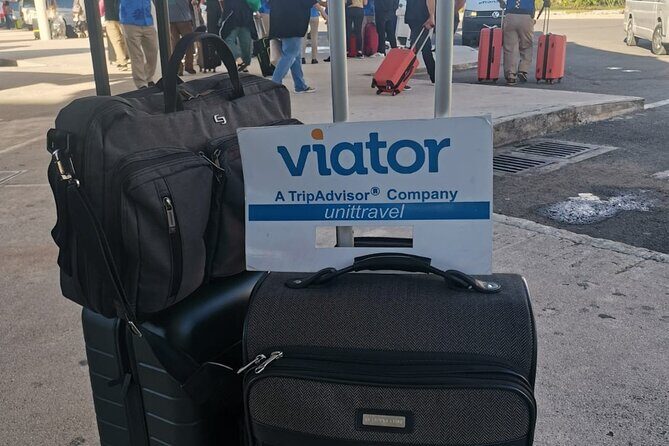 Cancun Airport Private Transfer to Hotels - Examining the Reviews: The Good and the Not-So-Good