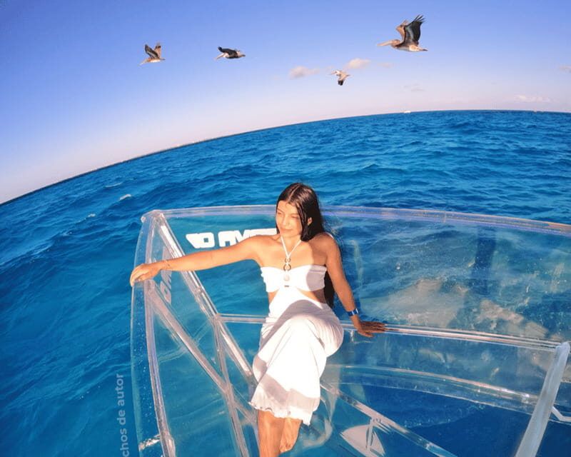 Cancun: Boat trip with transparent bottom and drinks - The Itinerary in Detail