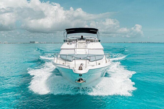 Cancun Flybridge Tour by Yacht - Why This Tour Works Well for You