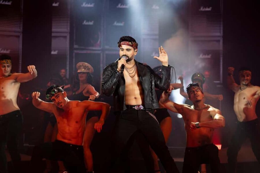 Cancun: Myst Euphoria Show with live musical hits, Friday 10:30 pm - What is the Myst Euphoria Show?