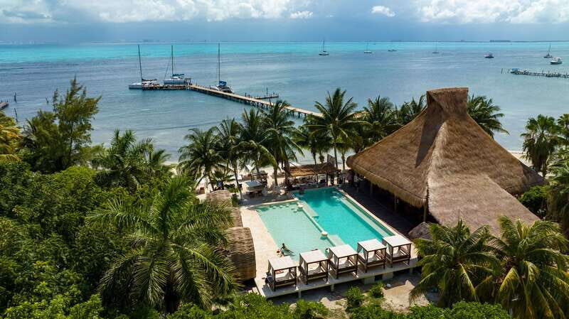 Cancún Private Catamaran with Snorkel and Open Bar - Value Analysis