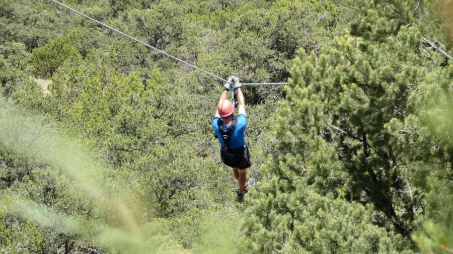 Cañon City: Royal Gorge 9-Line Classic Zipline Ticket - The Guides: Knowledgeable and Enthusiastic