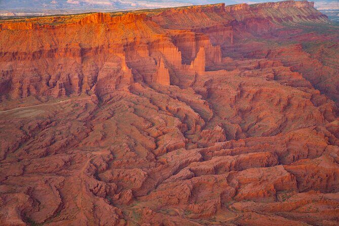 Canyon Country Sunset Helicopter Tour - 60 minutes - The Sum Up