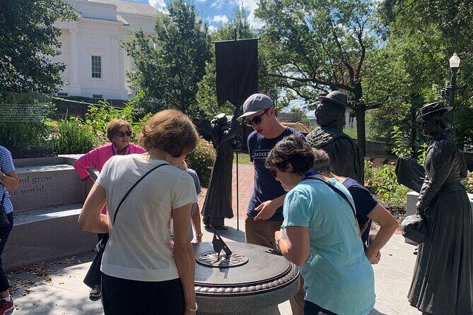 Capitol Steps and Stories Walking Tour - Who Will Love This Tour?