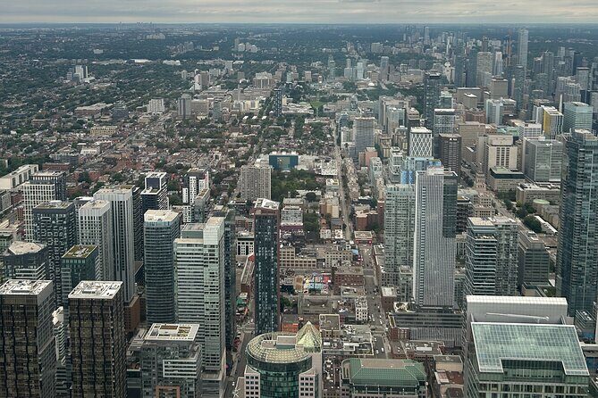 Casual Tour of Toronto by Land, Sky and Sea - Who Is This Tour Best For?
