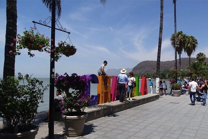 Chapala Lake and Ajijic from Guadalajara - Transportation and Group Dynamics