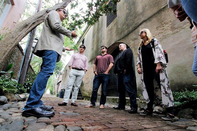Charleston Historical Walking Tour: Pirates, Patriots, and More - Who Will Love This Tour?