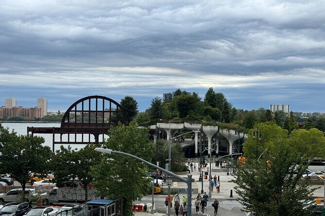 Chelsea and the High Line NYC Architecture Walking Tour - The Experience from a Traveler’s Perspective
