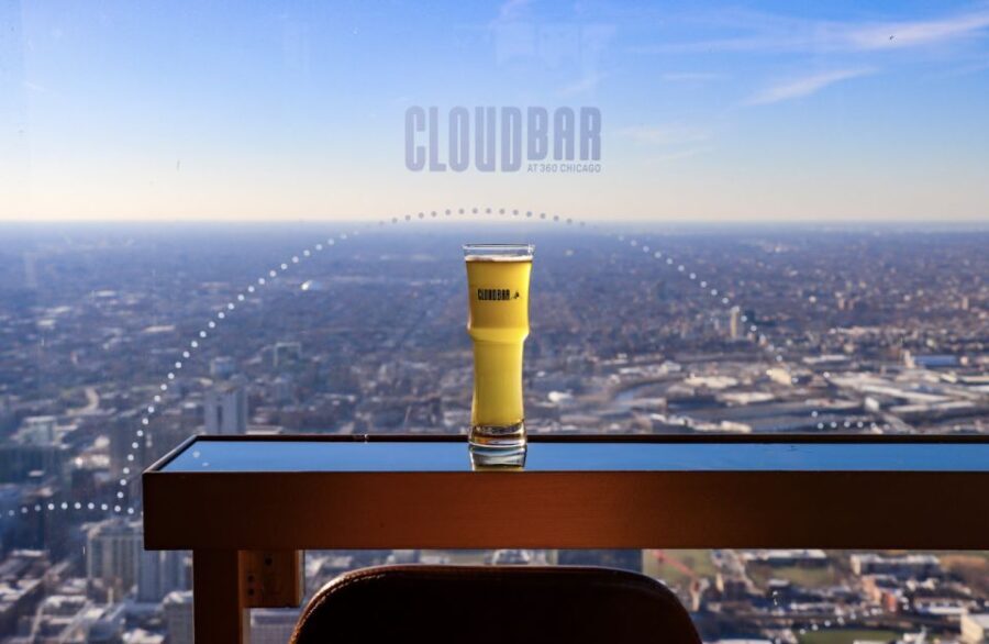 Chicago: 360 Chicago Observation Deck Sip and View Ticket - Who Should Consider This Tour?