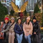 Chicago City's Iconic Sights and Suburb Gems Tour - Transportation, Group Size, and Value