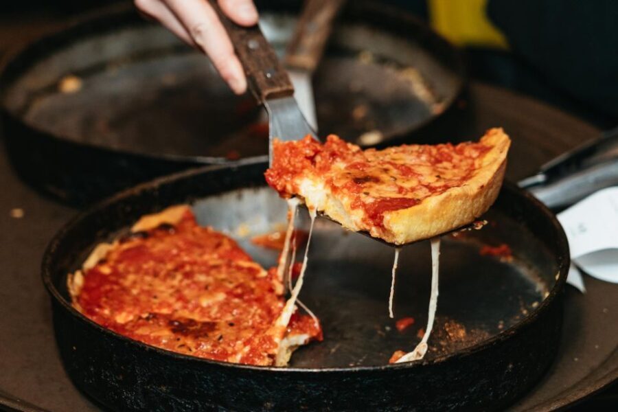 Chicago: Classic Food and Walking Tour with Free Bike/Kayak - What You’ll See and Taste