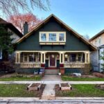 Chicago: Ravenswood Manor Craftsman Bungalows Walking Tour - The Architectural Gems and Stories