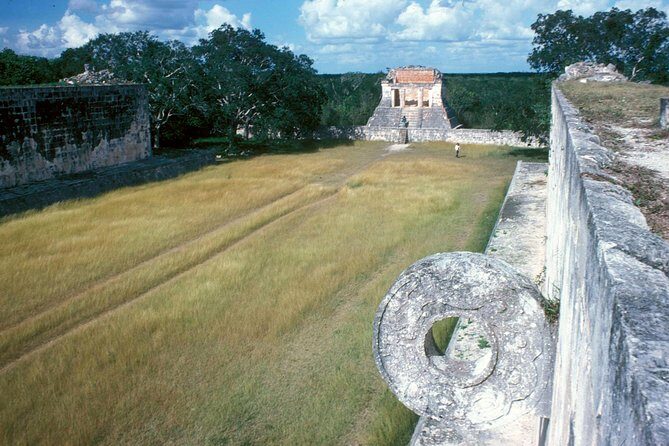 Chichen Itza Basic Tour: Sacred Cenote, Lunch, and Valladolid - Authentic Experiences and Practical Considerations