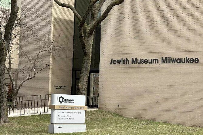 City of Neighborhoods: A Self-Guided Audio Tour in Milwaukee - Who Will Love This Tour?