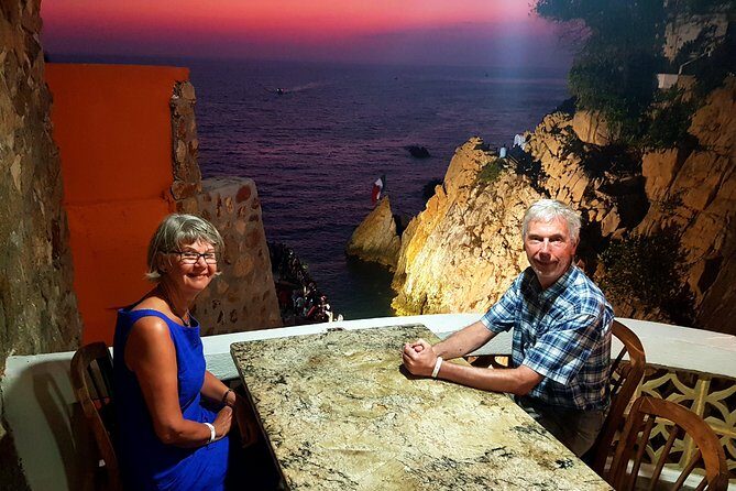 Cliff Diver De Luxe with Different Options at "La Quebrada" - What’s Included and How It Adds Value