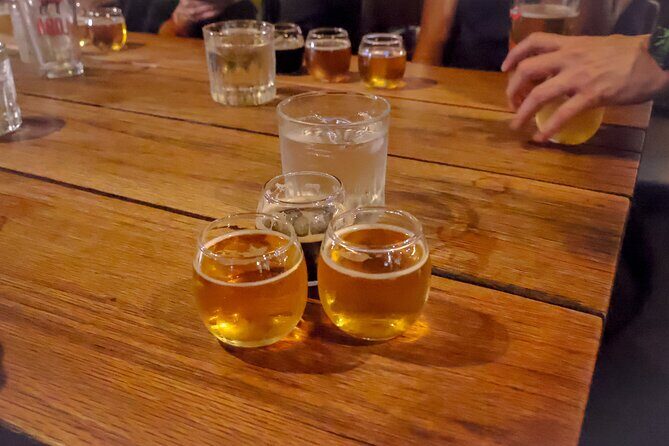 Colonia Americana Architecture and Beer Walking Tour - Guided Beer Tasting in a Local Bar