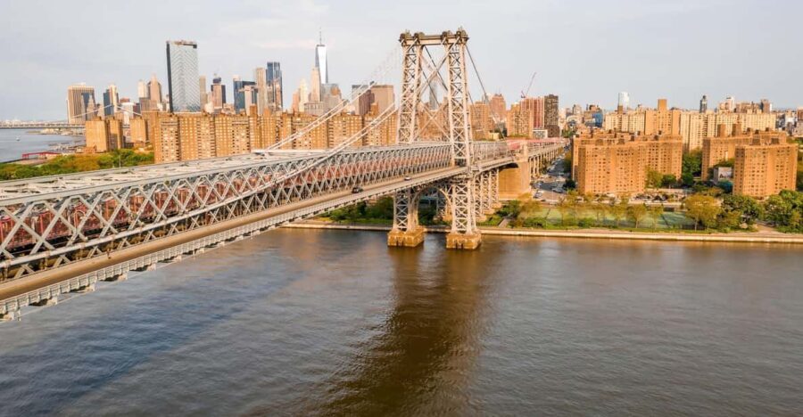 Contrasts of New York Tour - Exploring the Itinerary in Detail