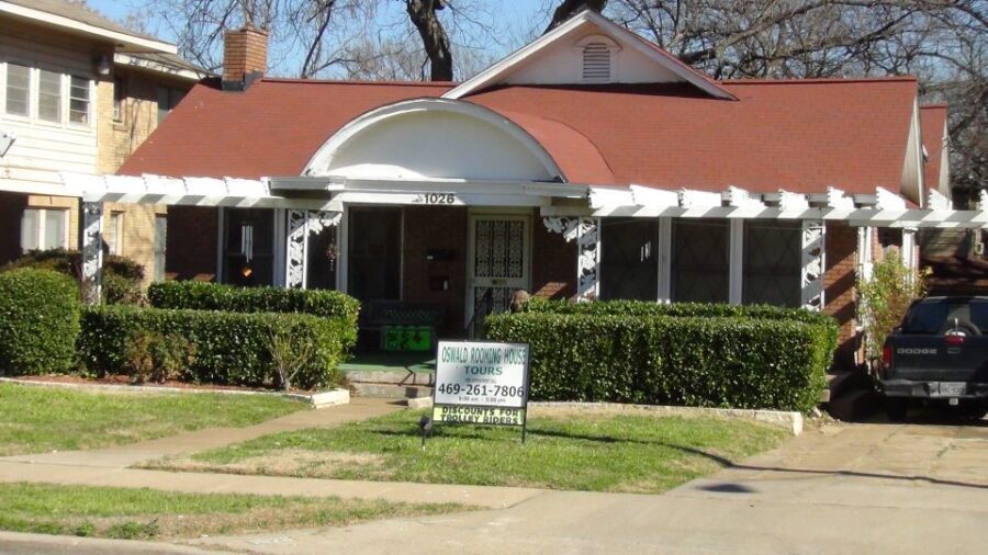 Dallas: 2-Hour JFK Assassination Tour without Museum - Analyzing the Value