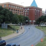 Dallas: 2-Hour JFK Assassination Tour without Museum - Analyzing the Experience from Reviews