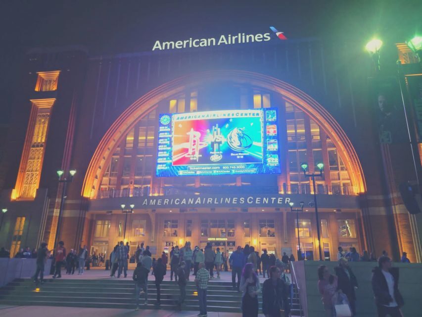 Dallas: Dallas Mavericks Basketball Game Ticket - What to Expect Inside the Arena