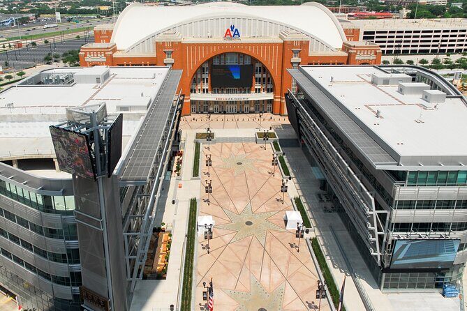 Dallas Stars Ice Hockey Game Ticket at American Airlines Center - Who Should Book This Tour?