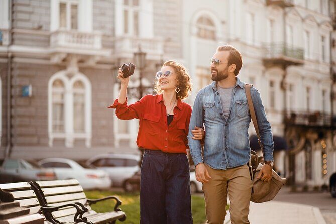 Dallas Whispers of Romance: A Couples Stroll - Practical Details and What to Expect