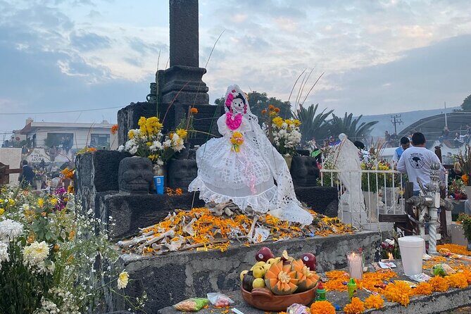 Day of the Dead Tour in Mixquic from Mexico City - What Travelers Say (Based on available reviews)