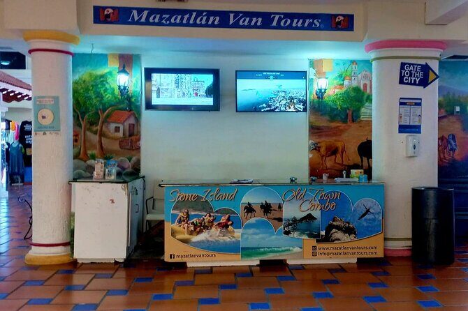 Day Pass at Mazatlan Beach Front Resort with Lunch - Transport and Group Size