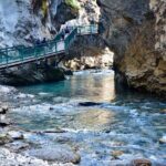 Day Tour to Lake Louise, Johnston Canyon & Banff Ave From Calgary - What Makes This Tour Stand Out?