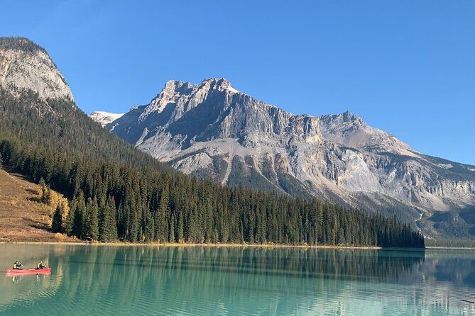 Day Trip to Lake Louise, Moraine Lake, Emerald Lake from Banff - Transportation and Group Size